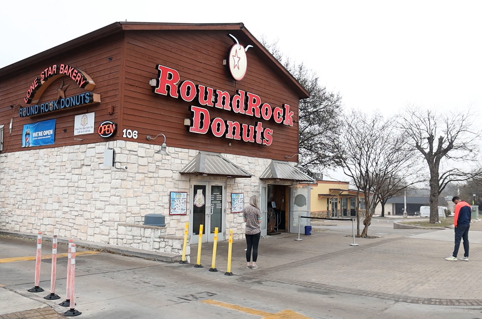 The Texas Bucket List – Round Rock Donuts in Round Rock – The Texas ...