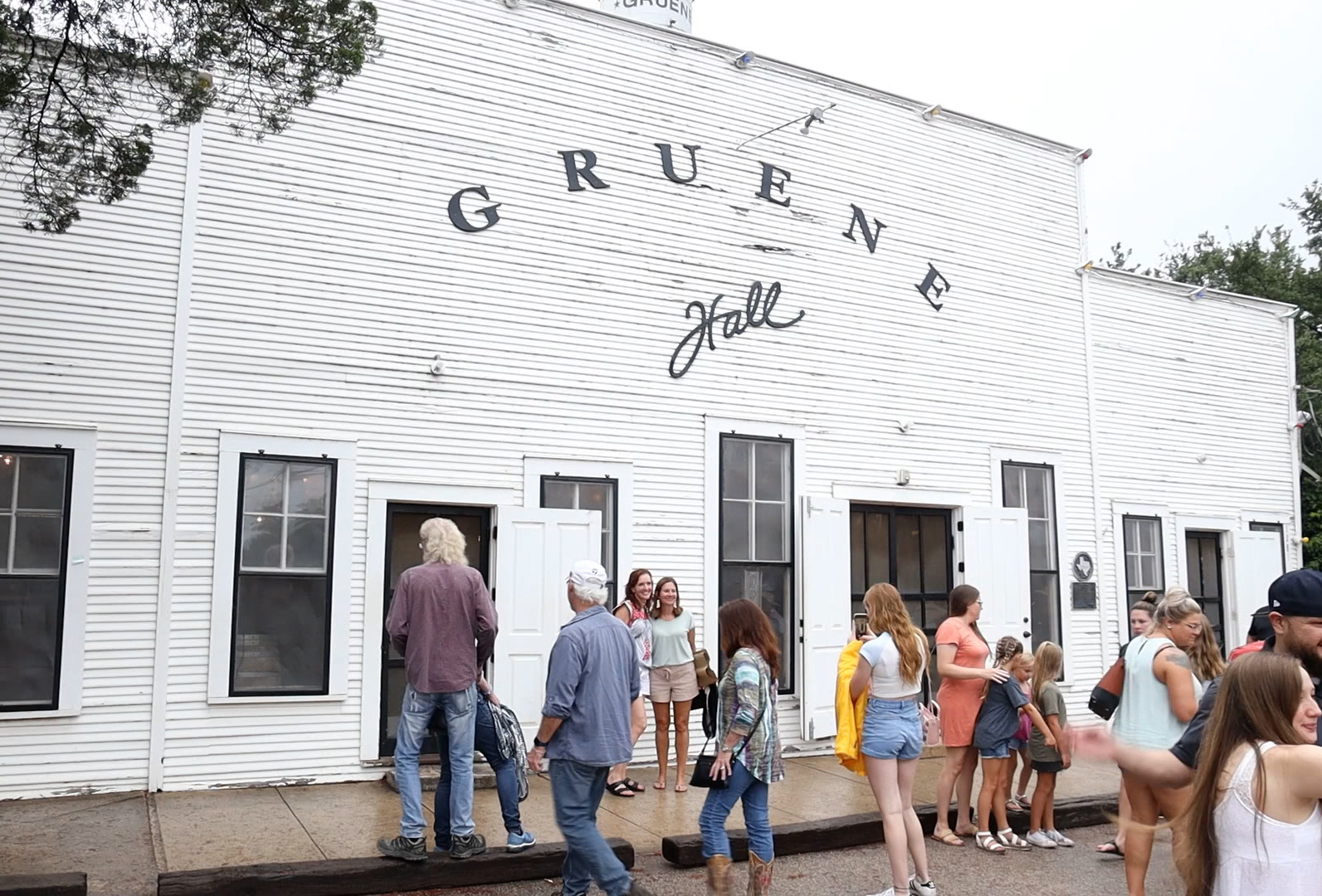 The Texas Bucket List – Gruene Hall in Gruene – The Texas Bucket List