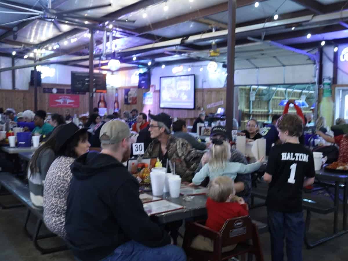 The Texas Bucket List – Circle M Crawfish in Big Sandy – The Texas ...