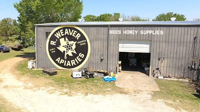 The Texas Bucket List – BeeWeaver Honey Farm in Navasota – The Texas ...