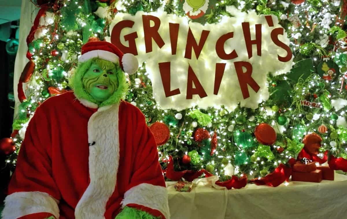 The Texas Bucket List – Grinch’s Lair in Palestine – The Texas Bucket List