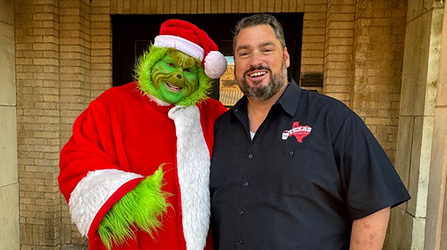 The Texas Bucket List – Grinch’s Lair in Palestine – The Texas Bucket List