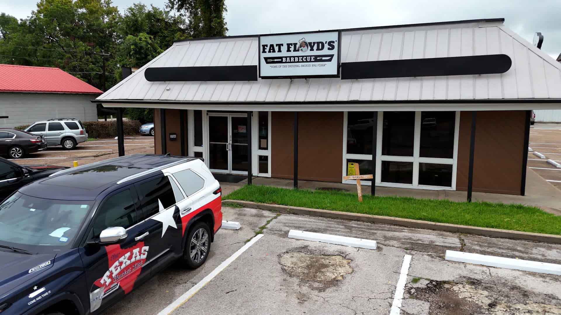 The Texas Bucket List – Fat Floyd’s Barbeque in Cleveland